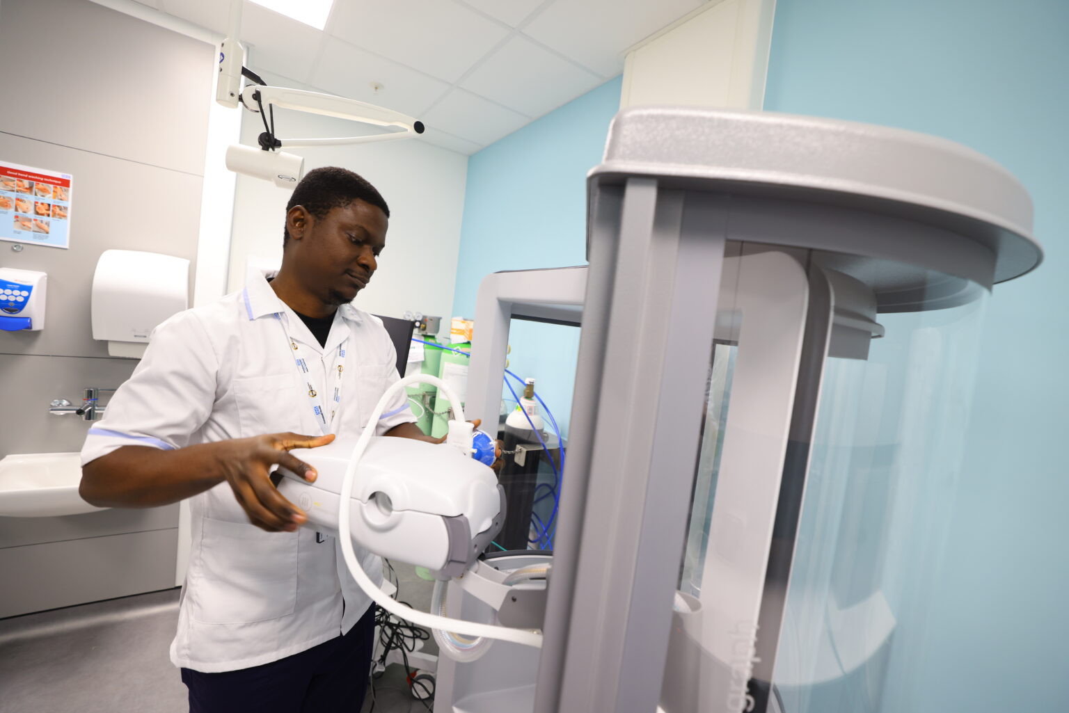 Community Diagnostic Centre at Metrocentre welcomes its first patient ...